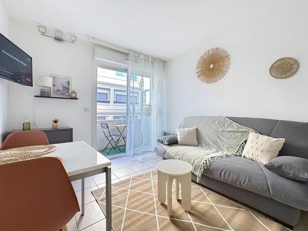 Studio Calme Avec Balcon Proche Du Port De Nice - Èze