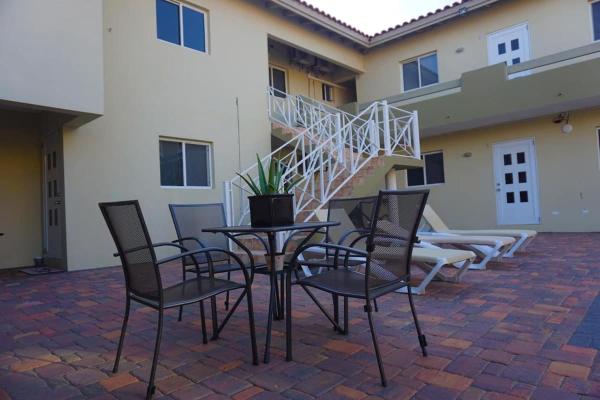 Hacienda Apartments Near The Beach - Aruba