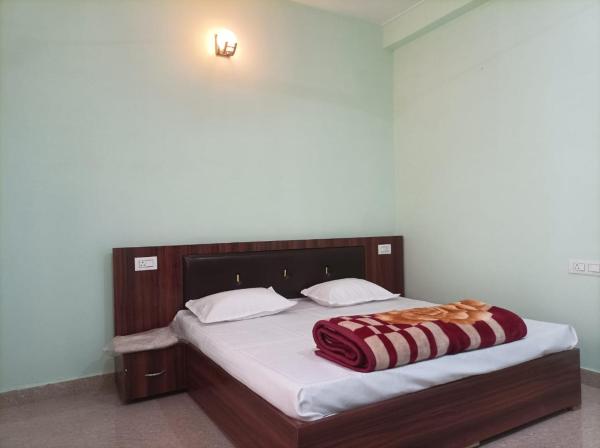 Riddhi Siddhi Homestay - 比姆塔爾