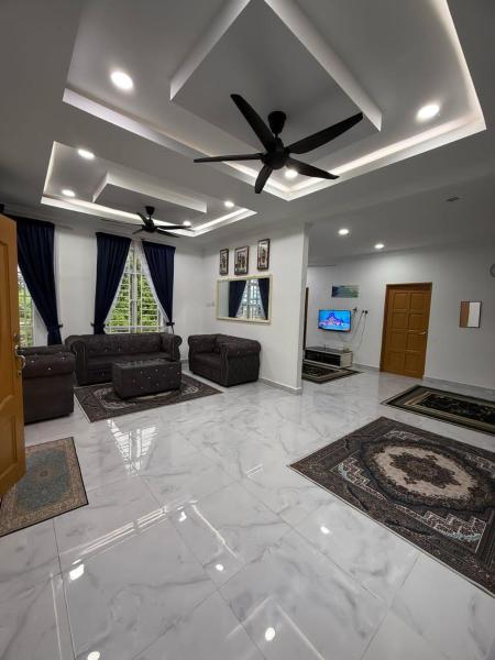 Zrhomestay Pasir Mas - Malaysia