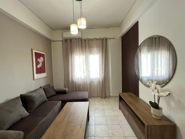 Wake In The Lake Iii - Ágios Nikolaos