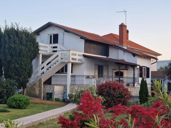 Dario Apartman - Sali