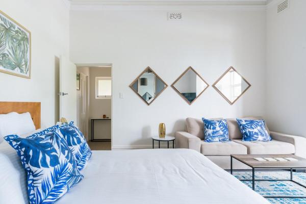 Sun Drenched Ground Floor Studio With Patio - Crows Nest
