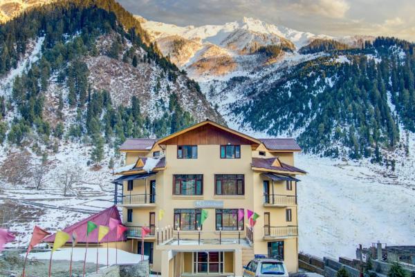 Hotel Czara Resort Sonmarg - Sonamarg