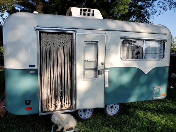 Beautiful Farmstay Hill Cottage And Tiny Equipped Camper In Maryland - Seneca Creek State Park, Gaithersburg
