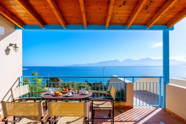 Idyllic Beachfront House - Agios Nikolaos