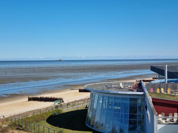 Wellen & Wind - Moderne Ferienwohnung Mit Meerblick - Duhnen