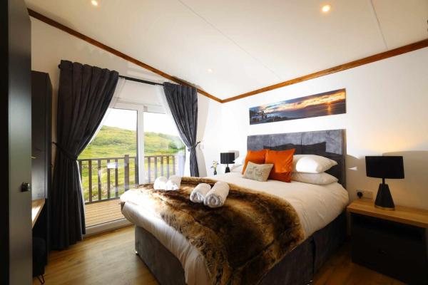 Applecross B&b And Luxury Self Catering Cabins Free Parking - Plockton