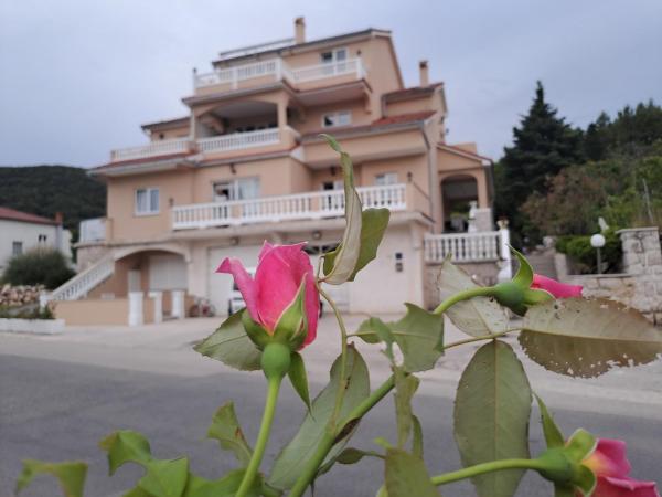 Gordana Apartments - Supetarska Draga