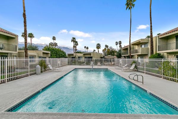 Villa De Las Flores - Palm Springs, CA