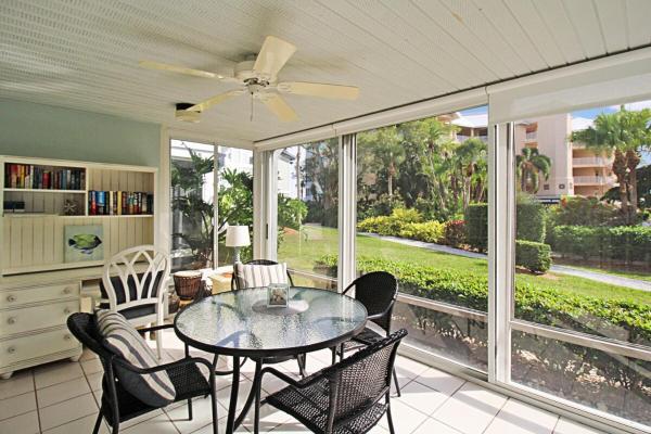 Relaxing Siesta Key Condo - Pickleball, 2 Heated Pools, Beach Access - Siesta Key, FL