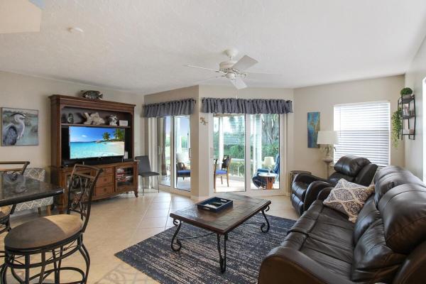 Cozy 2br Siesta Key Condo With 2 Heated Pools, Tennis And Pickleball, And Beach Access - Gbb1364 - Venice, FL