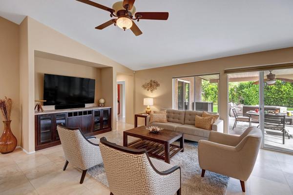 Quiet & Quite Perfect - Palm Desert, CA