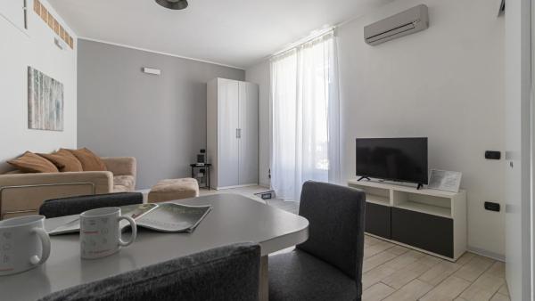 Italianway Easy - Ticinese 83 15 Min To Linate - Milan