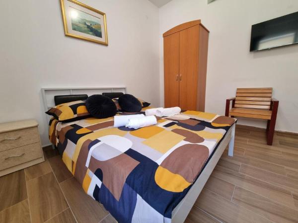Slavica Rooms Okrug Gornji - Maslinica