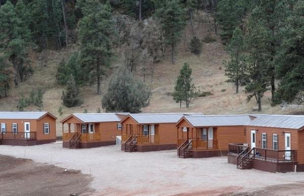 Simple Weekend Getaway Near The Black Hills Region Of South Dakota - Sundance, WY