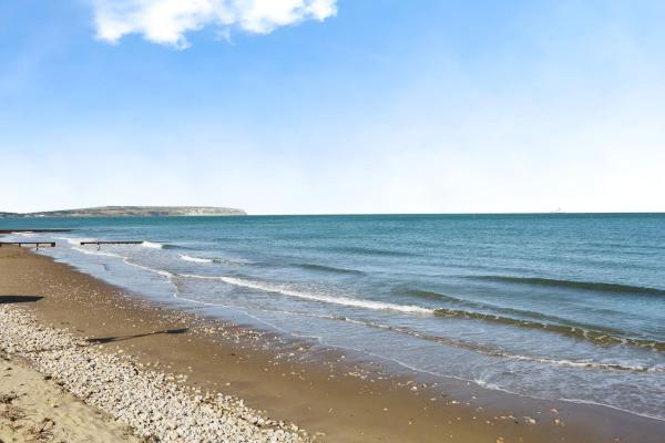 Compton At The Aqua - Shanklin