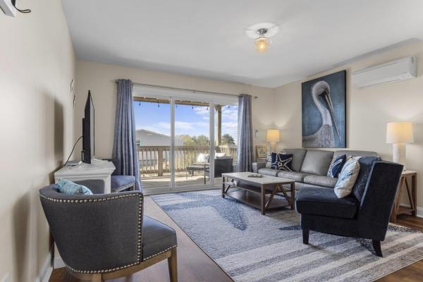 The Salty Pelican Townhouse - Atlantic Beach, NC