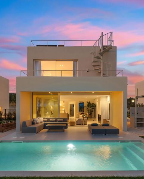 Modern Sea View Villa, Heated Pool,rooftop Jacuzzi Outdoor Kitchen 12min Faro Airport - Loulé