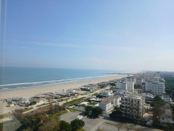 Cv011 - Milano Marittima, Trilocale Fronte Mare Con Vista Esclusiva - Cervia