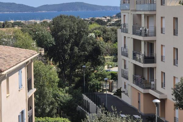 Appartement Avec Terrasse Proche De La Plage - Cavalaire-sur-Mer