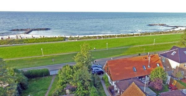 Fewo Waterkant Direkt Am Strand Mit Meerblick Und Garten - Wisch
