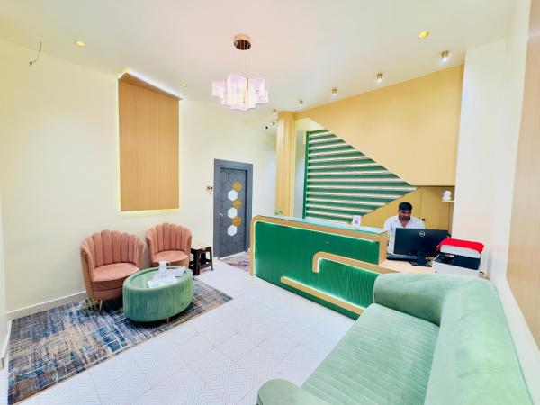 Greens Estate Business Class Hotel - Red Hill