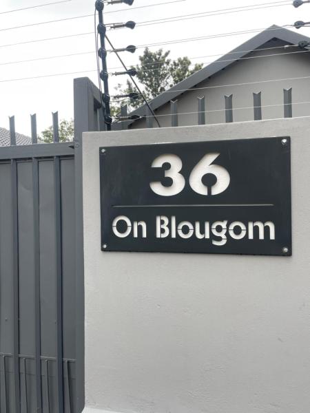 36 On Blougom - Centurion