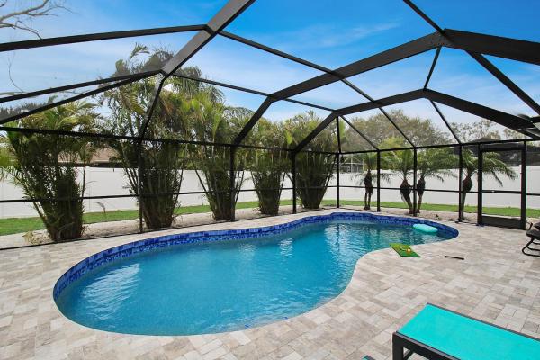 Private Pool Home Minutes From Anna Maria Island - Dreams Of Paradise - Bradenton, FL