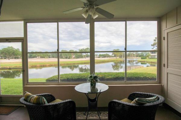 Charming Lakefront Condo Located In The Desirable Community Of Palm Aire - Sarasota, FL