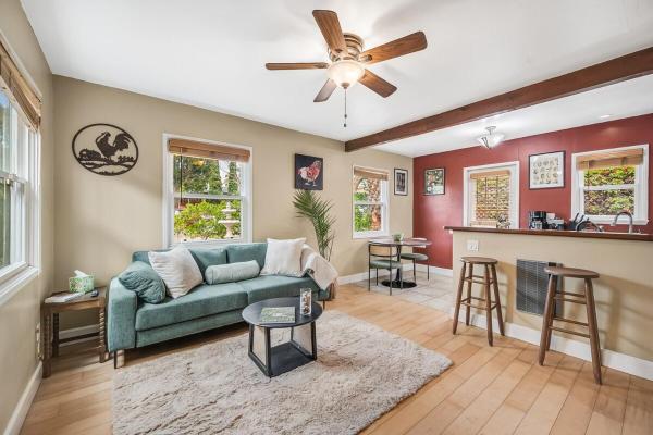 1bd Heart Of Pb Pet Friendly Private Sanctuary - San Diego, CA