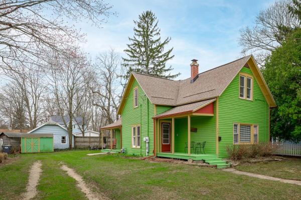 The Green Street Getaway - South Haven, MI