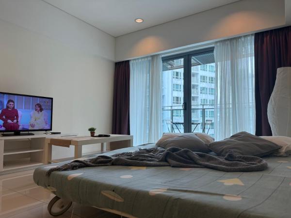 Summer Suite Kl City Balcony Room Kl Tower View - Kuala Lumpur