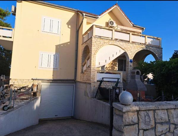 Apartments Maja-vir - Vir