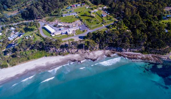 Lufra Beachside Hotel - Tasmania