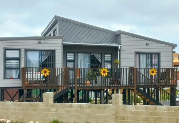 Bedrock Accommodation - De Kelders