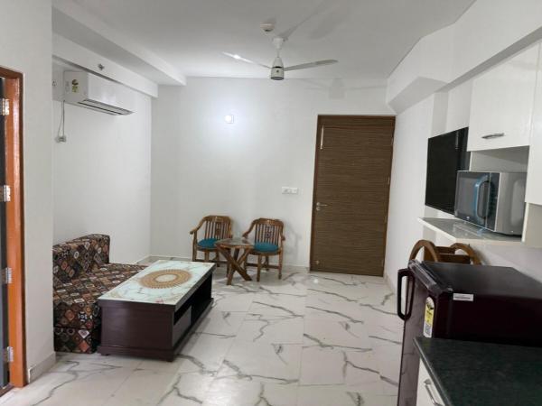 1 Bhk Studio Apt Near Airport - Manesar