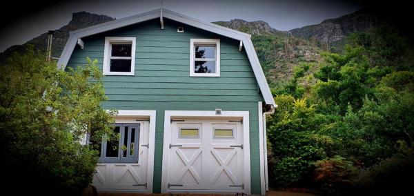The Green Cabin - Cape Town