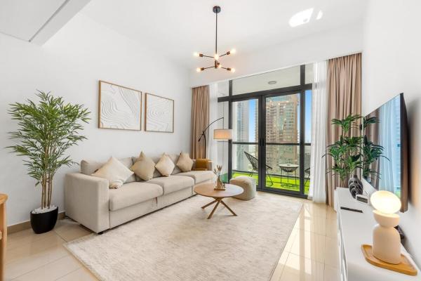 Waves- Cozy 1br Lakefront Stay In Jlt - Dubái