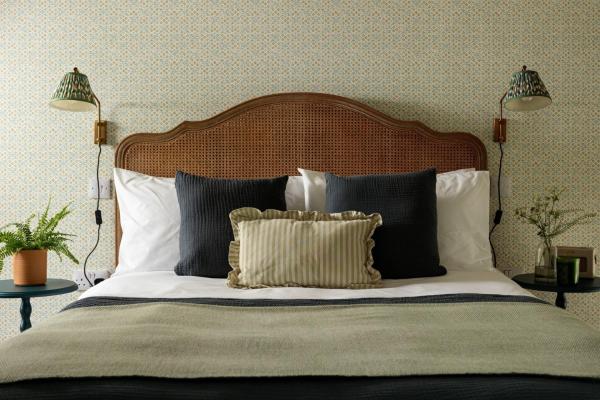 Robin's Nest - Otium Wine Estate - Alton