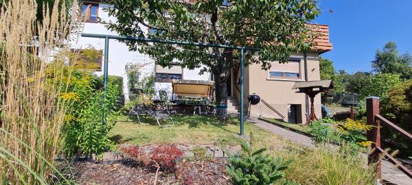 Ferienwohnung Berg-glück, Ruhige Lage Mit Garten - Brotterode-Trusetal