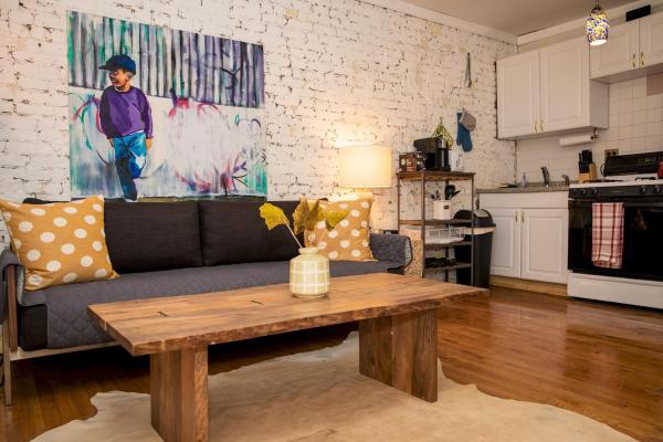 Sunny Fully Furnished Studio In Chelsea - West New York, NJ