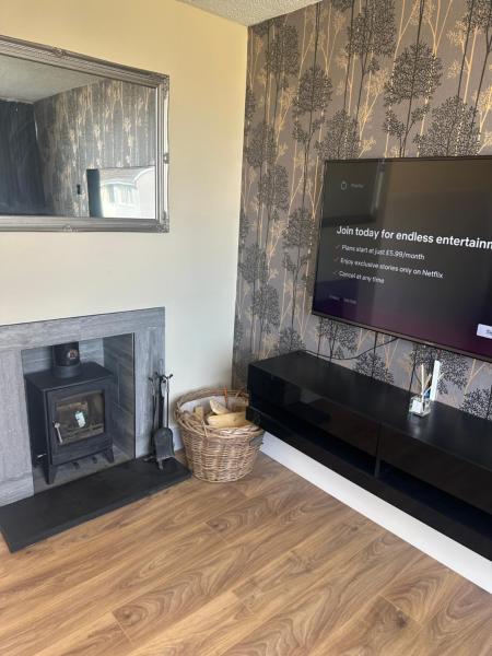 Sleeps 6 - Haverfordwest