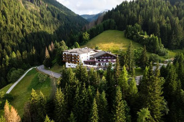 Ganischgerhof Mountain Resort & Spa - Tesero