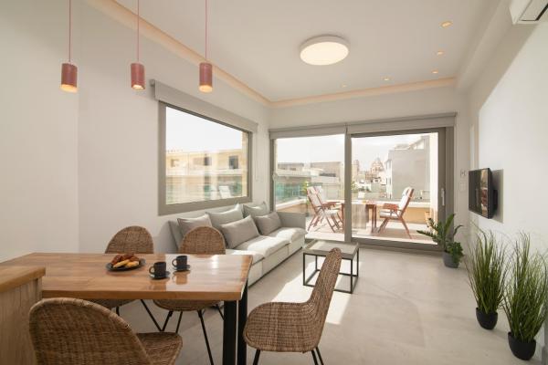 The Penthouse. Central Apt. With Magnificent View. - Crete