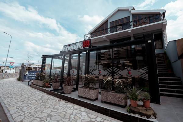 Friends Hotel - Scutari