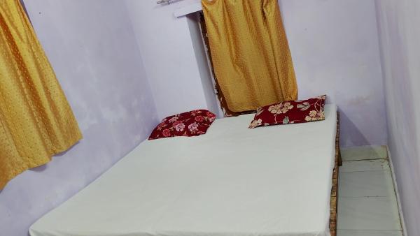 Roshni Paying Guest House - Mughalsarai