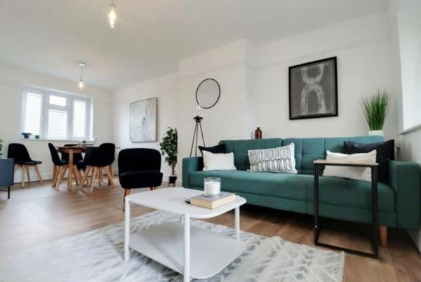 Melbourne Apartment By Stays Accommodation - Long Stays Welcome - Chelmsford