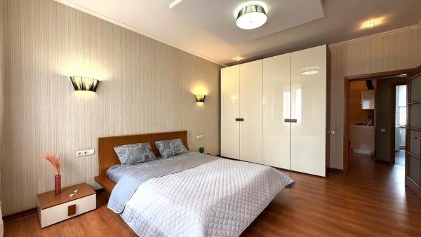 Calm Central Apartment - Kharkiv