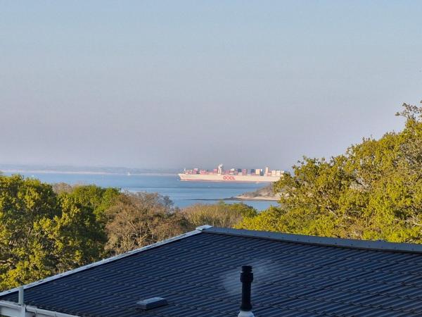 Sea View, Isle Of White With Decking, Thorness Bay - Isle of Wight